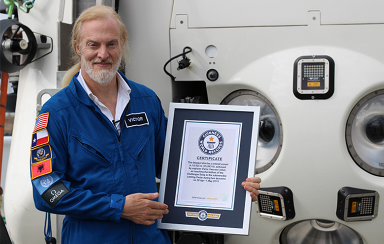Deepest dive by a crewed vessel (solo) | Guinness World Records