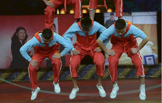 Most skips of a rope by a 3 level human pyramid in 30 seconds ...