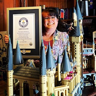 Largest collection of Wizarding World memorabilia | Guinness World Records