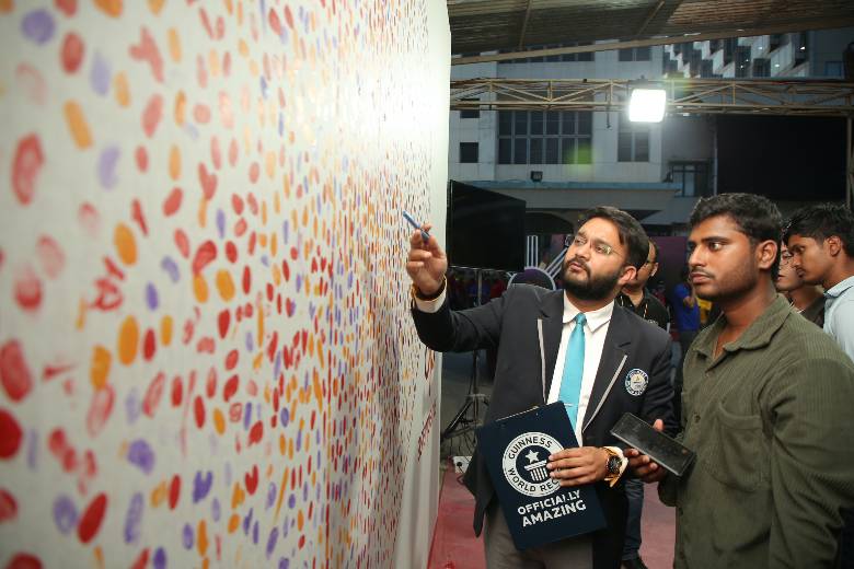 Most contributions to a fingerprint painting in 8 hours | Guinness ...