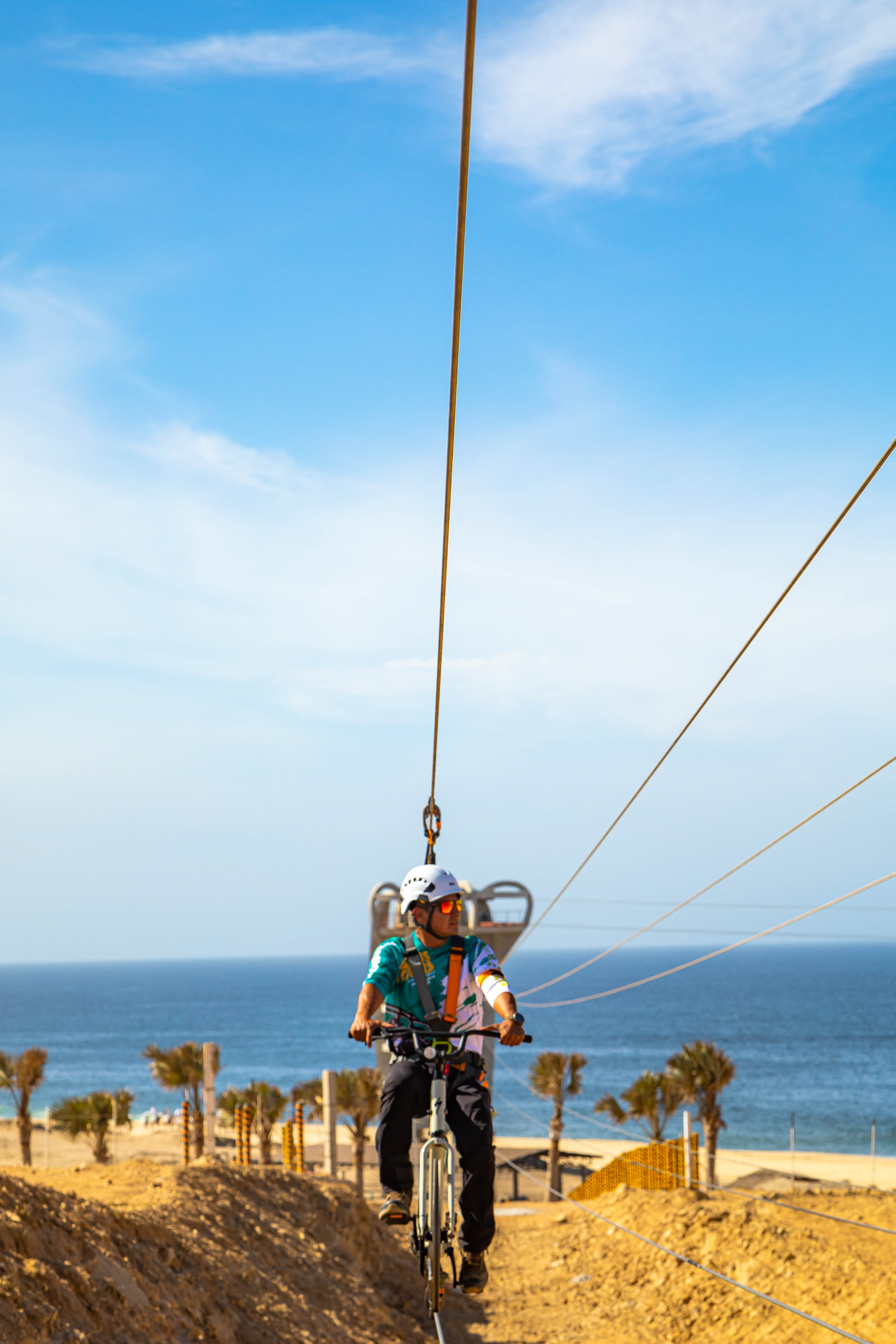 Longest bicycle zip wire | Guinness World Records