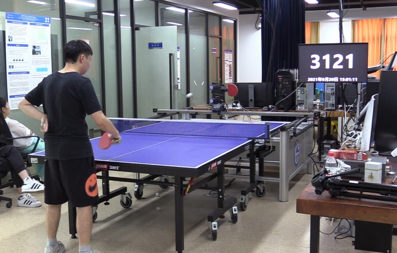 Most consecutive table tennis counter hits with a robot | Guinness ...