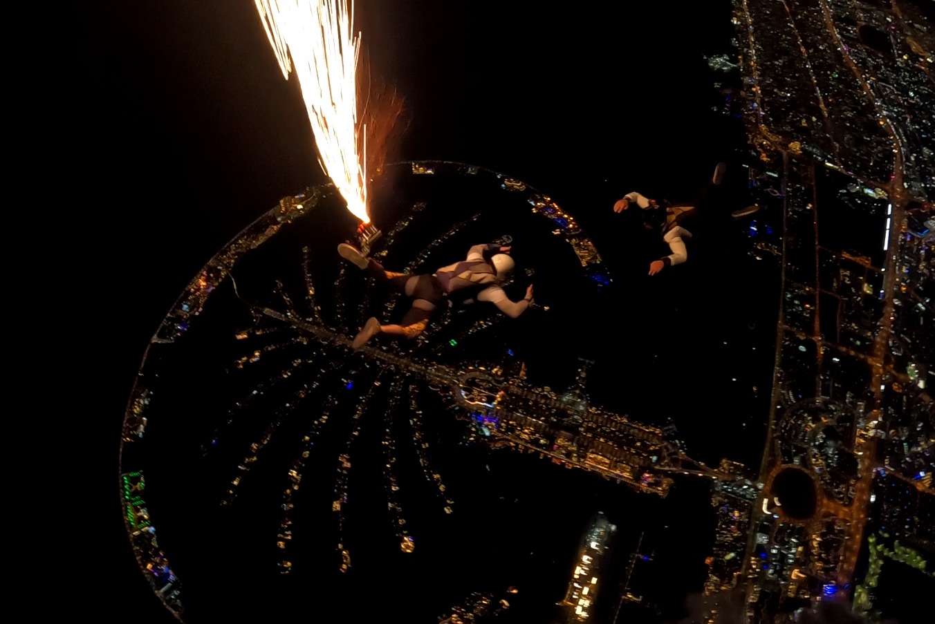 Highest altitude skydiving firework display | Guinness World Records