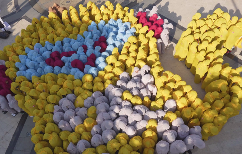 Largest human image of a monkey | Guinness World Records
