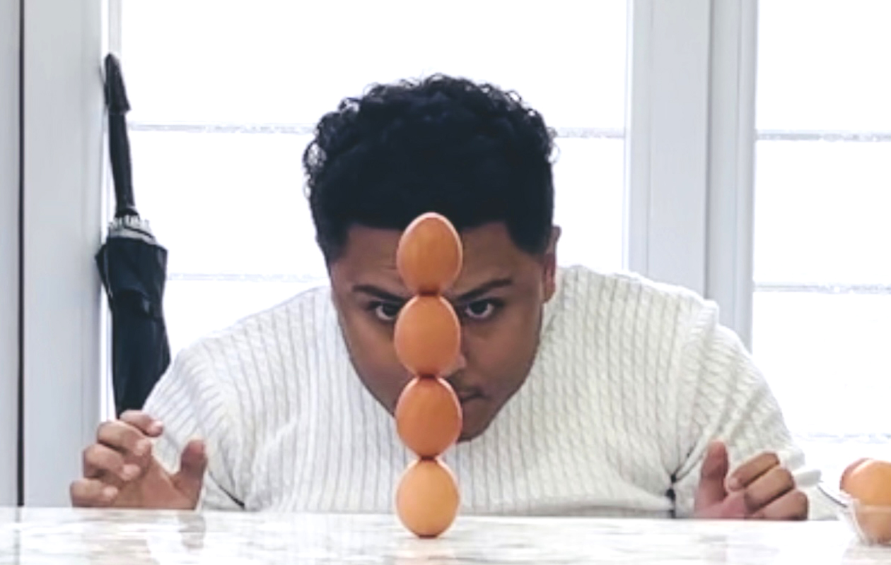 Largest stack of eggs | Guinness World Records