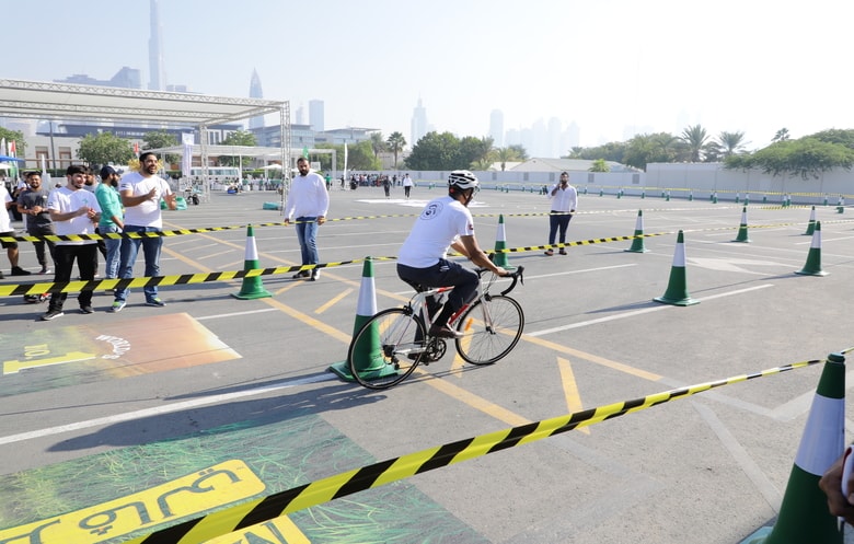 Most people in a bicycle relay | Guinness World Records