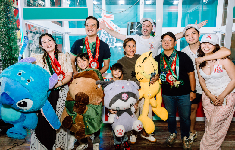 Largest claw machine | Guinness World Records