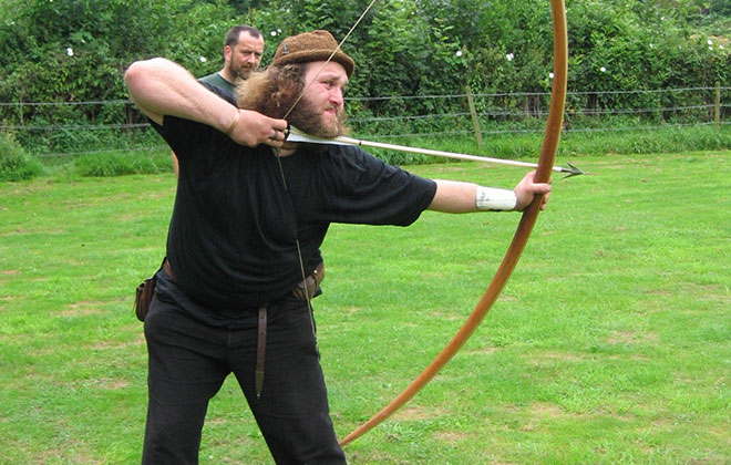 Heaviest longbow draw weight | Guinness World Records