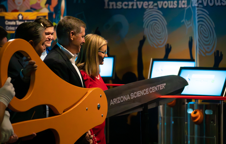 Largest pair of scissors | Guinness World Records