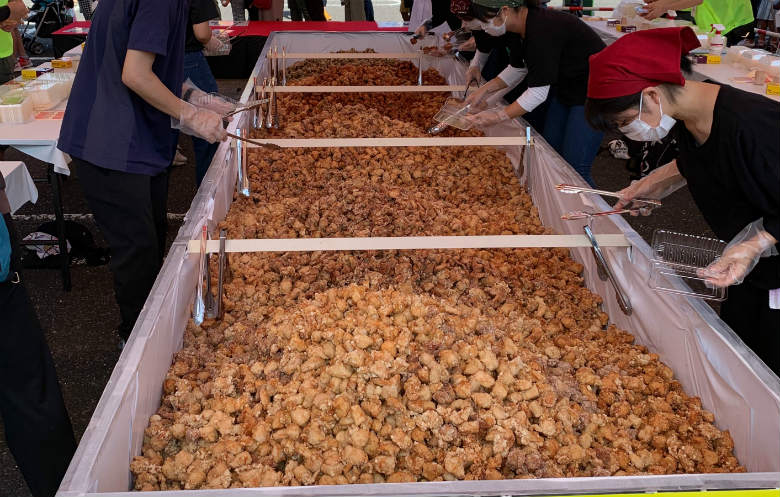 Largest serving of fried chicken | Guinness World Records