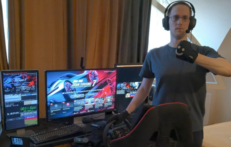 Longest videogame marathon playing a racing game | Guinness World Records